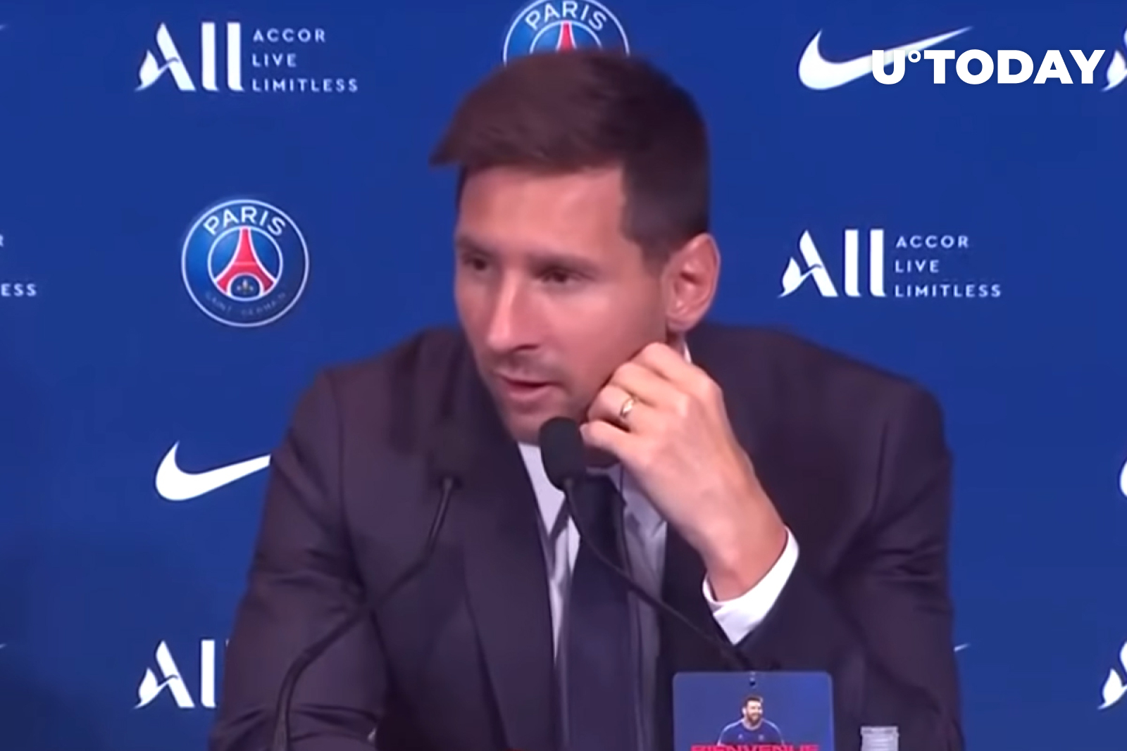 Paris Saint-Germain F.C. Includes Crypto Fan Tokens for Messi Transfer ...